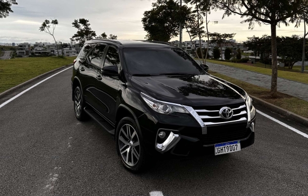 Toyota Hilux SW4 2018 :: Brunin Prado
